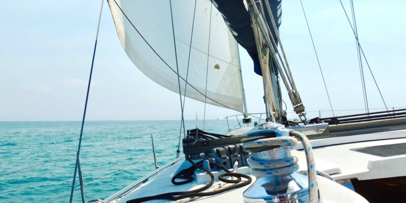 How Boats Work: Understanding Hulls, Propulsion, and Buoyancy ...